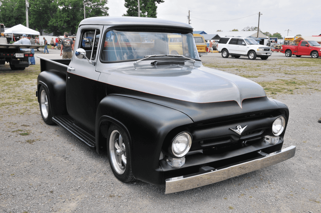 Blue Oval Bonanza: The 38th Annual F-100 Supernationals