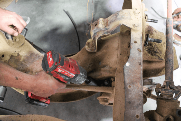 C10 FRONT SUSPENSION AIRBAG AND CONTROL ARM