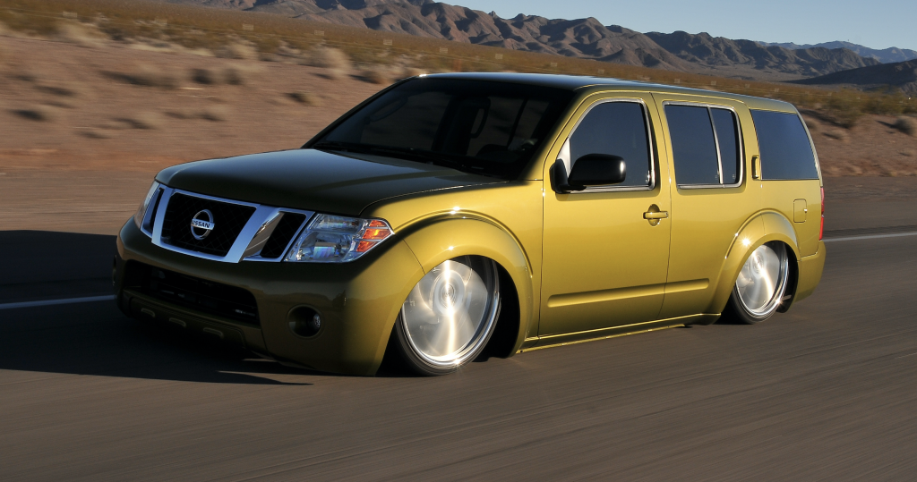 MIXED ROOTS | Tommy's Bodydropped 2008 Nissan Pathfinder