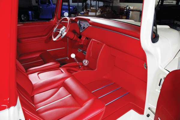 SNOW WHITE | A Fairy Tale ’57 - Street Trucks