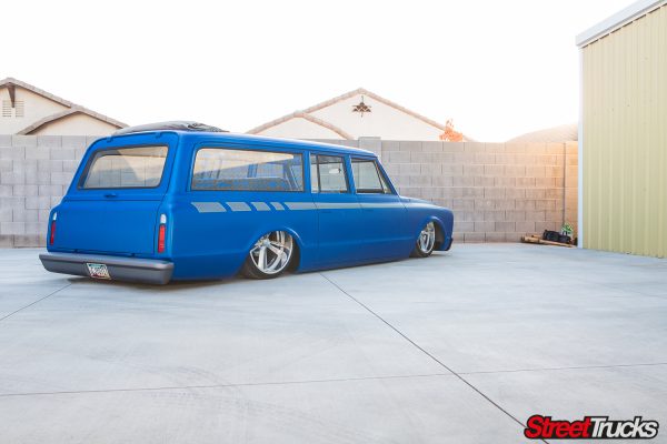 Bagged and Bodydropped ’68 Chevy Suburban