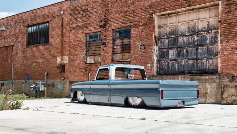HAMMER HEAD | Gas Monkey Chevy C10 - Street Trucks