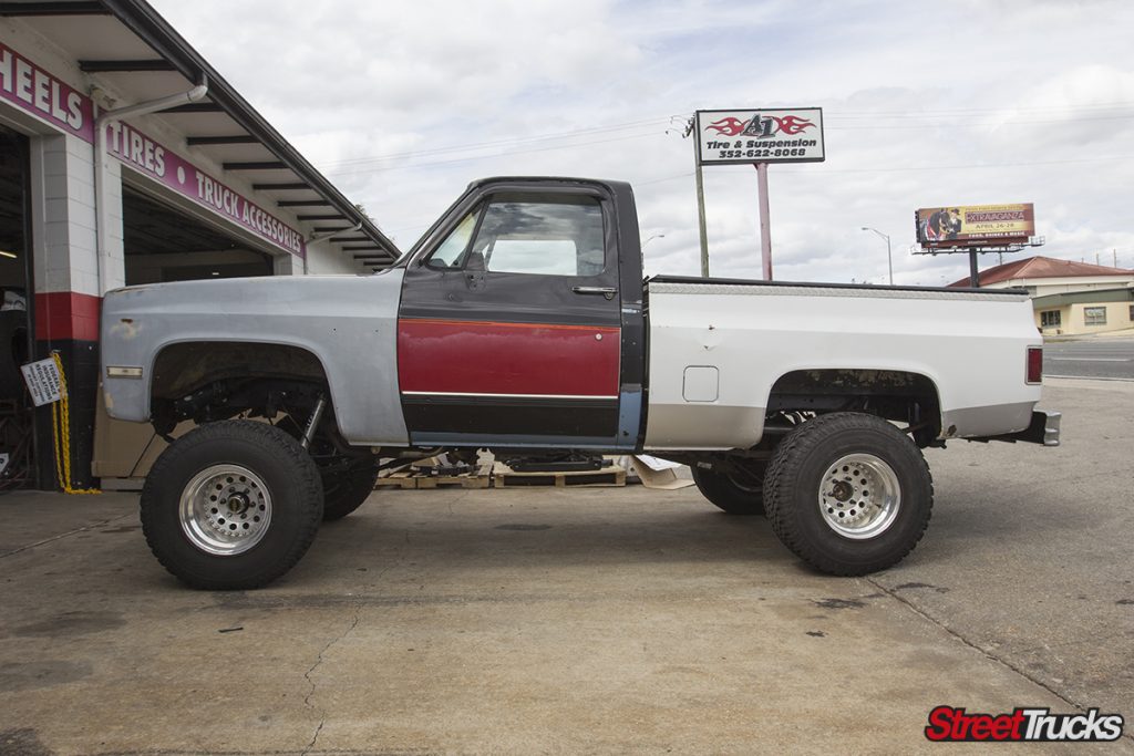 Square In The Air | Lifting A 1987 Chevy Squarebody - Street Trucks
