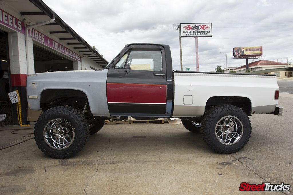 1987 Chevy Squarebody Lift Kit Install: BDS Suspension Build