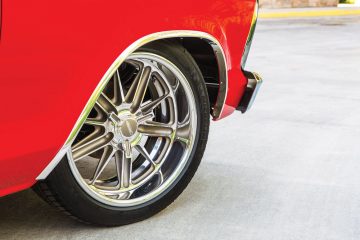 1977 Ford F100 Custom Build – Minimalist Yet Showstopping