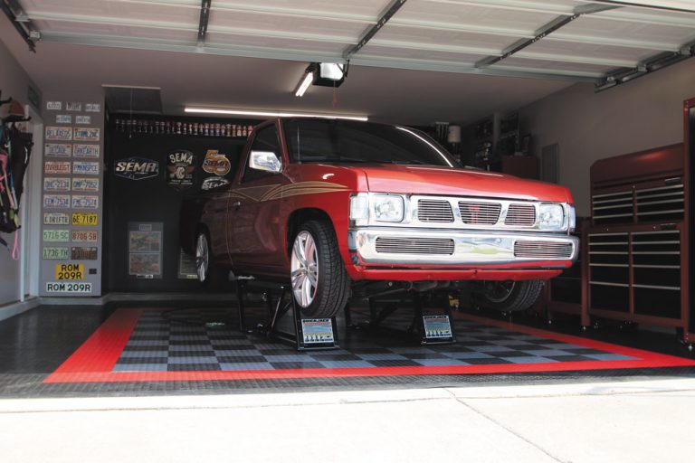 Quickjack Setup and Use: The Ultimate Portable Car Lift - Street Trucks