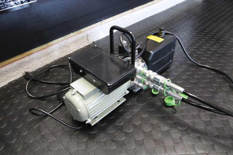 Quickjack Setup and Use: The Ultimate Portable Car Lift - Street Trucks