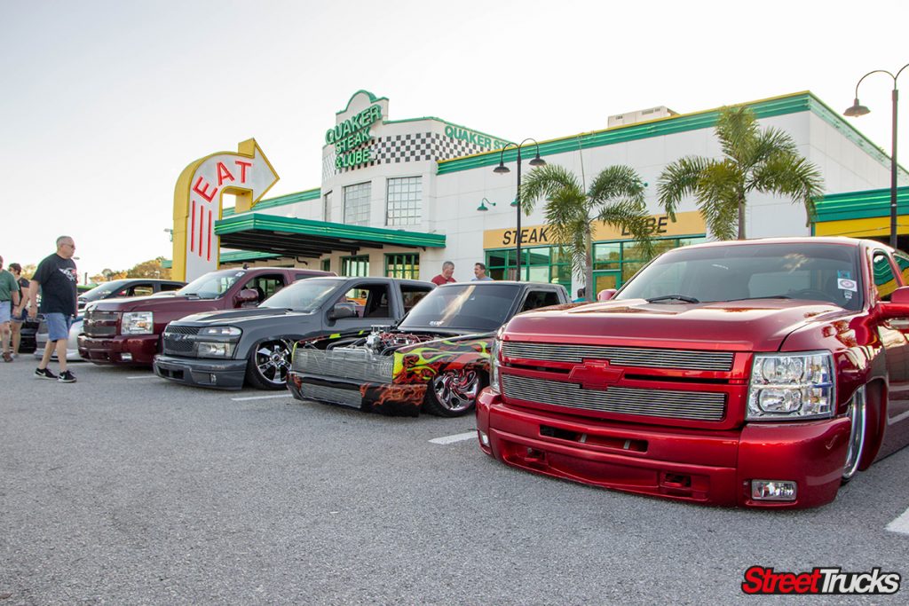 Custom 2022 Ford Maverick: Mini-Truck Transformation