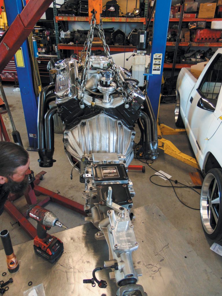 Project Stella | PUTTING IN THE POWER! - Street Trucks