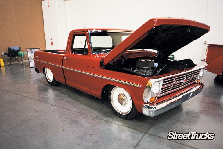 F-100 Super-Nationals & All Ford Show - Street Trucks