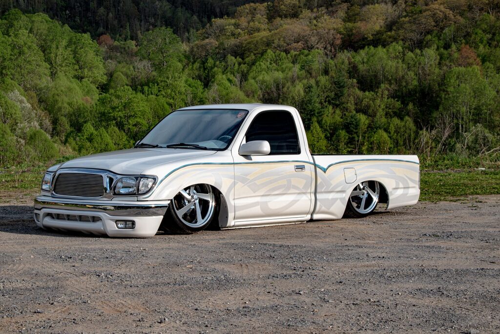 1965 Chevrolet C10 bagged on a Porterbuilt chassis - Street Trucks