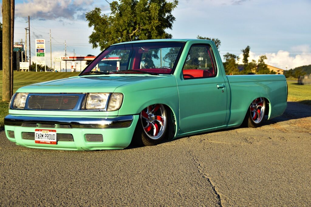 ’55 Ford F-100 - Killer Coyote - Street Trucks