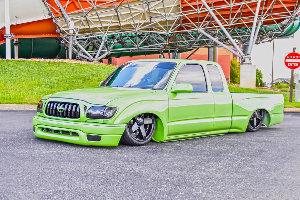 Slammed OBS dually with custom painted flames - Street Trucks