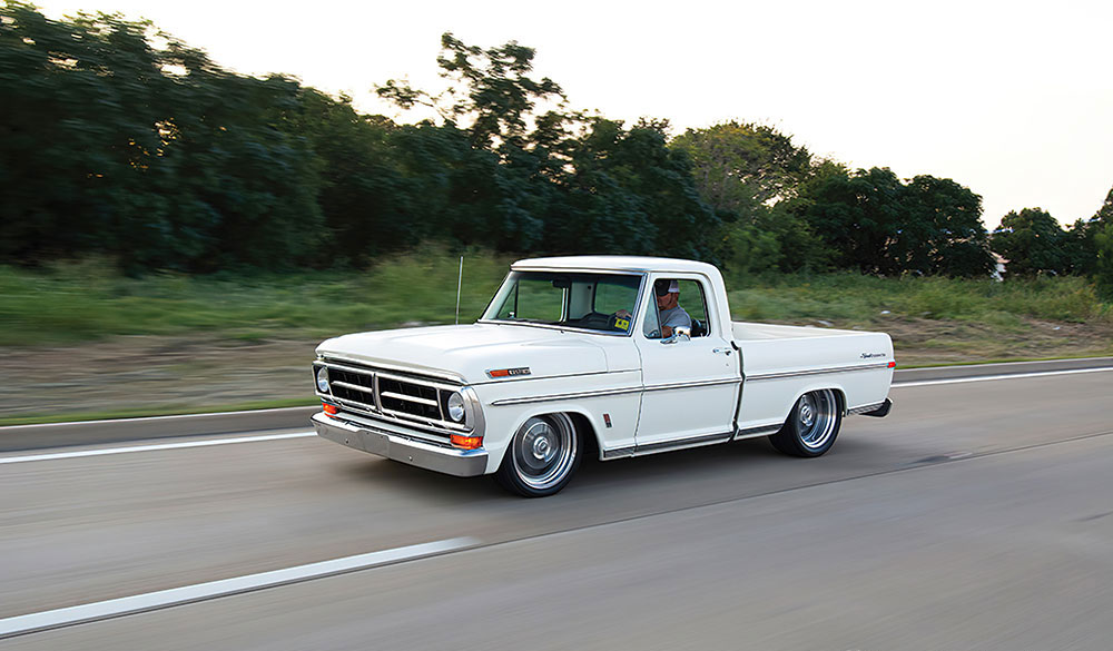 TOP 10 QUESTIONS ABOUT LOWERED TRUCKS - Street Trucks