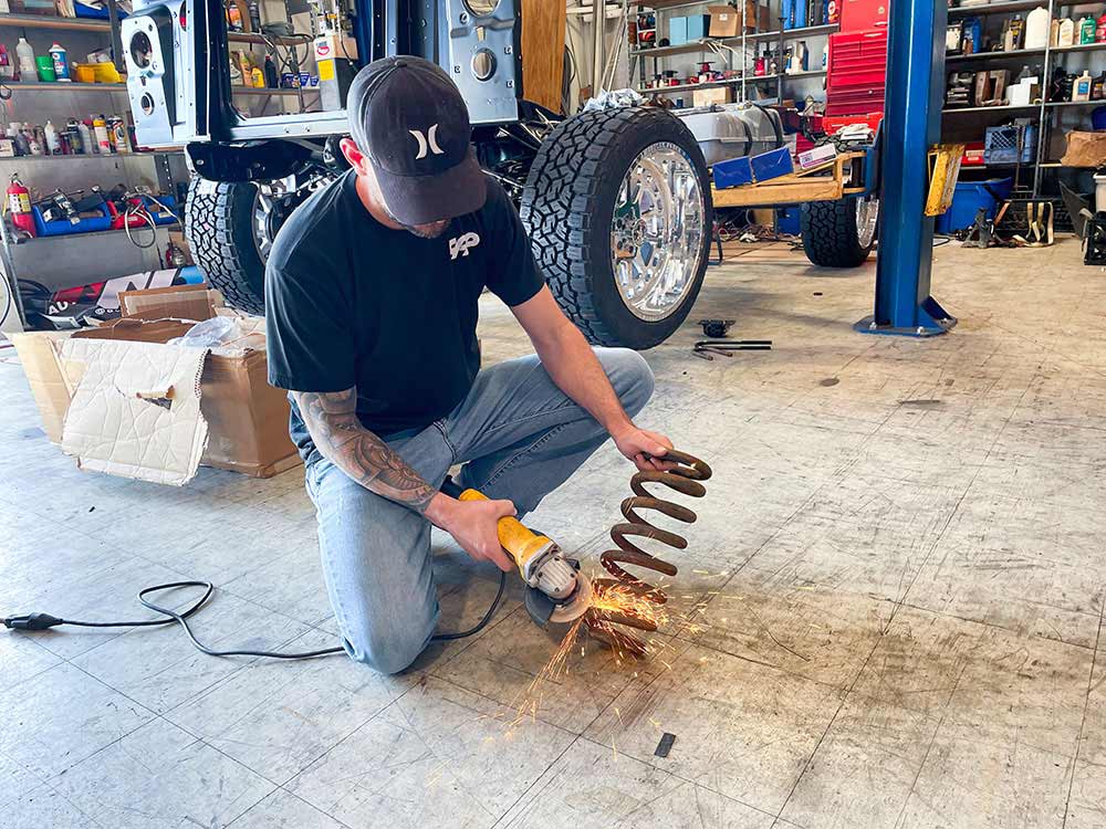 TOP 10 QUESTIONS ABOUT LOWERED TRUCKS - Street Trucks