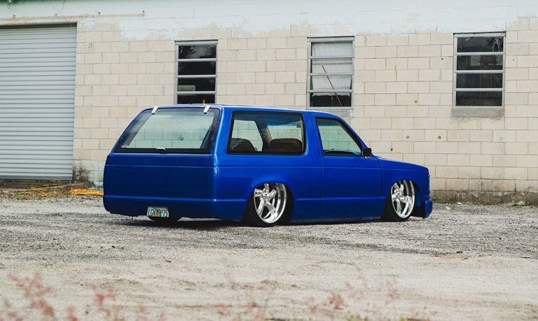 Bagged and Bodied ’91 Chevy S-10 Blazer - Street Trucks