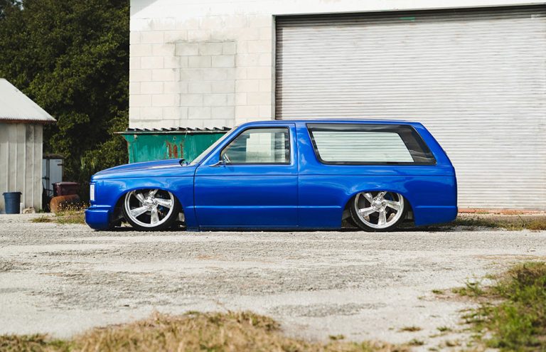 Bagged and Bodied ’91 Chevy S-10 Blazer - Street Trucks