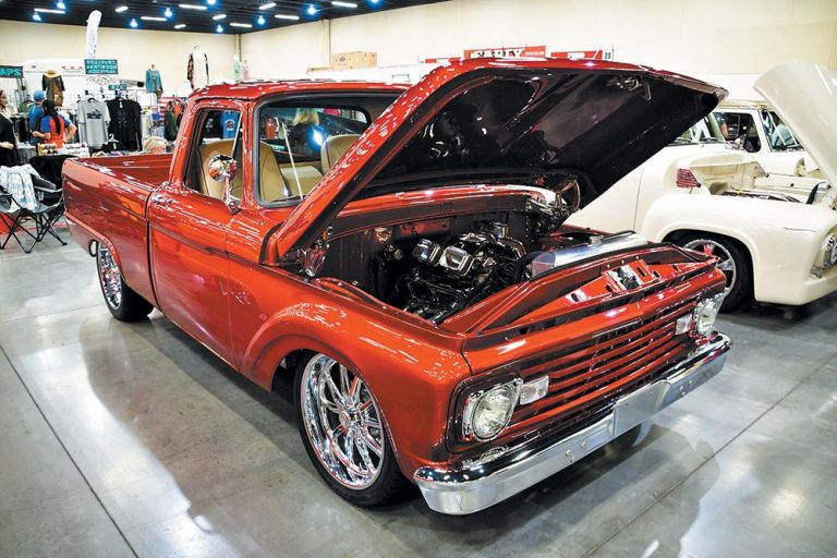 F-100 Supernationals Event Coverage - 44 Years of Fords