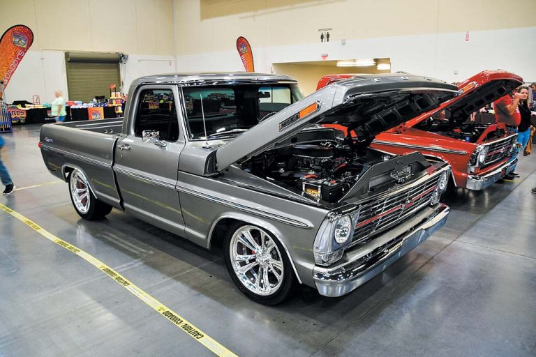 F-100 Supernationals Event Coverage - 44 Years of Fords