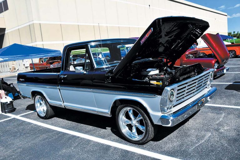 F-100 Supernationals Event Coverage - 44 Years of Fords