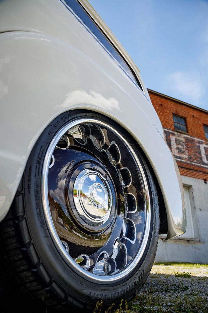 1950 Chevy Suburban with Fat Man Fabrications front