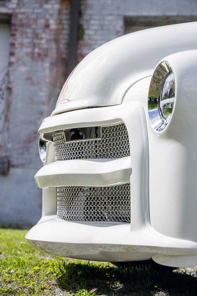 1950 Chevy Suburban with Fat Man Fabrications front