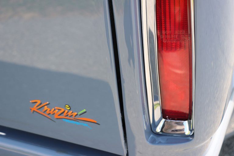 OBS Chevy Dually thats Built to Work - Street Trucks