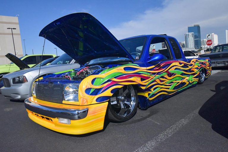 2021 Mini-Truck Showdown in Las Vegas! - Street Trucks