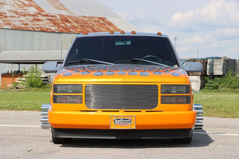 Slammed OBS dually with custom painted flames - Street Trucks