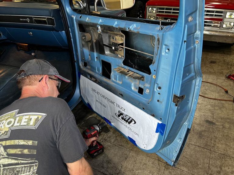 1985 Chevy C10 Squarebody Interior Upgrades with TMI - Street Trucks