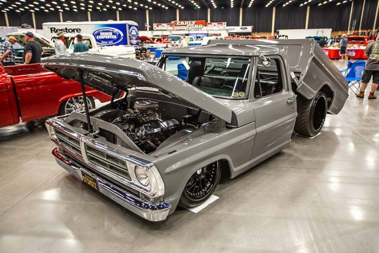 event coverage from Grand National F100 Show - Street Trucks