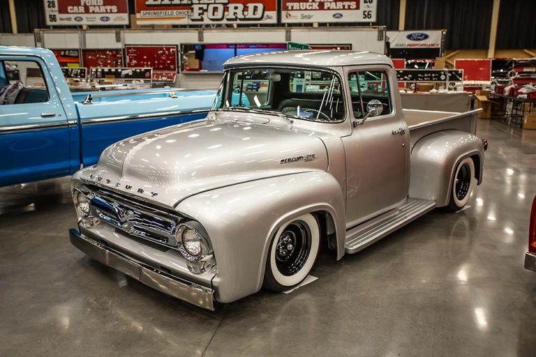 event coverage from Grand National F100 Show - Street Trucks
