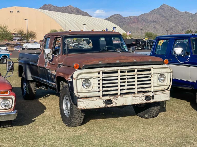 Old Ford Crew Cab Meetup 2022 - Street Trucks
