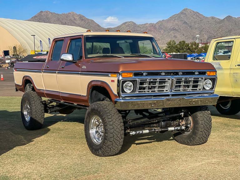Old Ford Crew Cab Meetup 2022 - Street Trucks