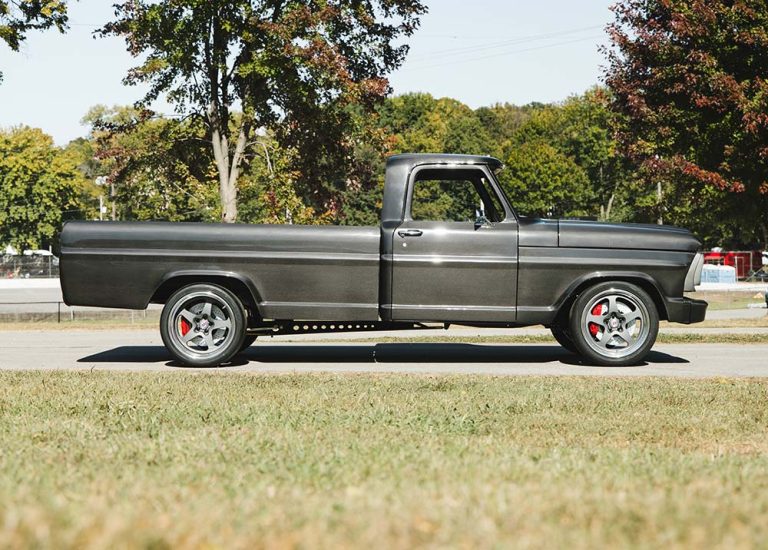 Full Carbon Fiber Ford F100 Bumpside! - Street Trucks