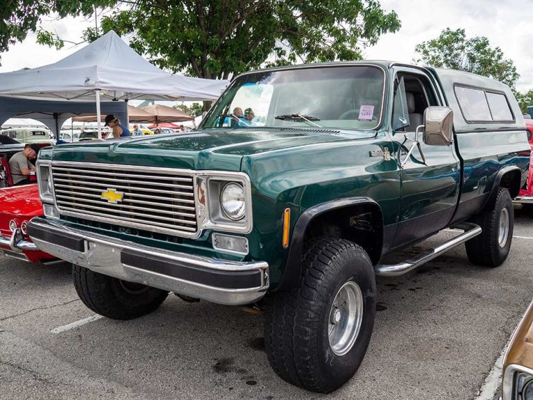 NSRA Street Rod Nationals | The Chevys Come Out to Play! - Street Trucks